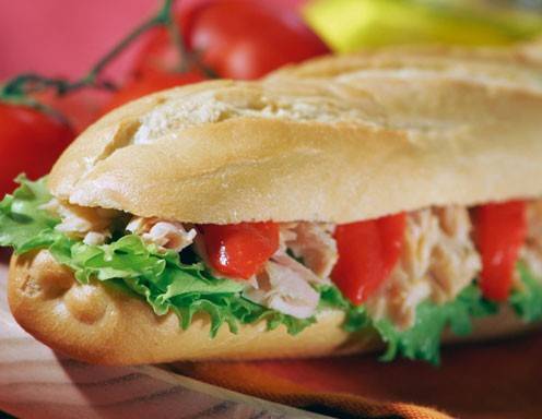 Captain's-Sandwich mit Thunfisch und Tomaten Rezept - ichkoche.de