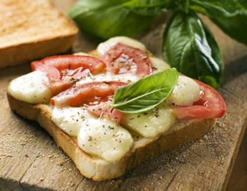 Pizza Toast - superschnell Rezept - ichkoche.de