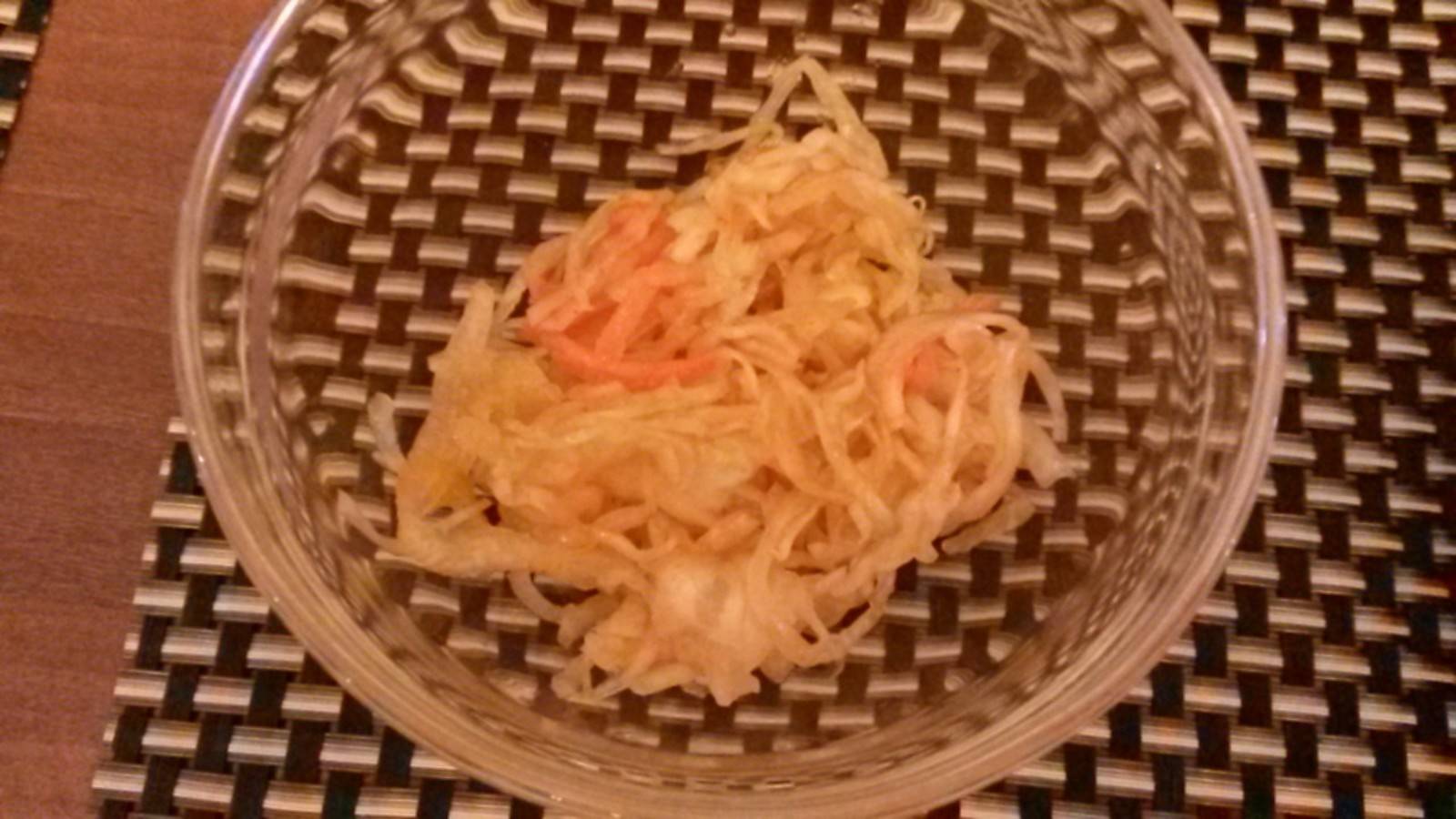 Krautsalat mit Karotten Rezept - ichkoche.de