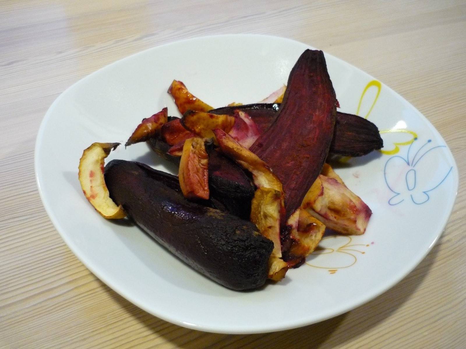 Rote Rüben mit Apfel Rezept - ichkoche.de