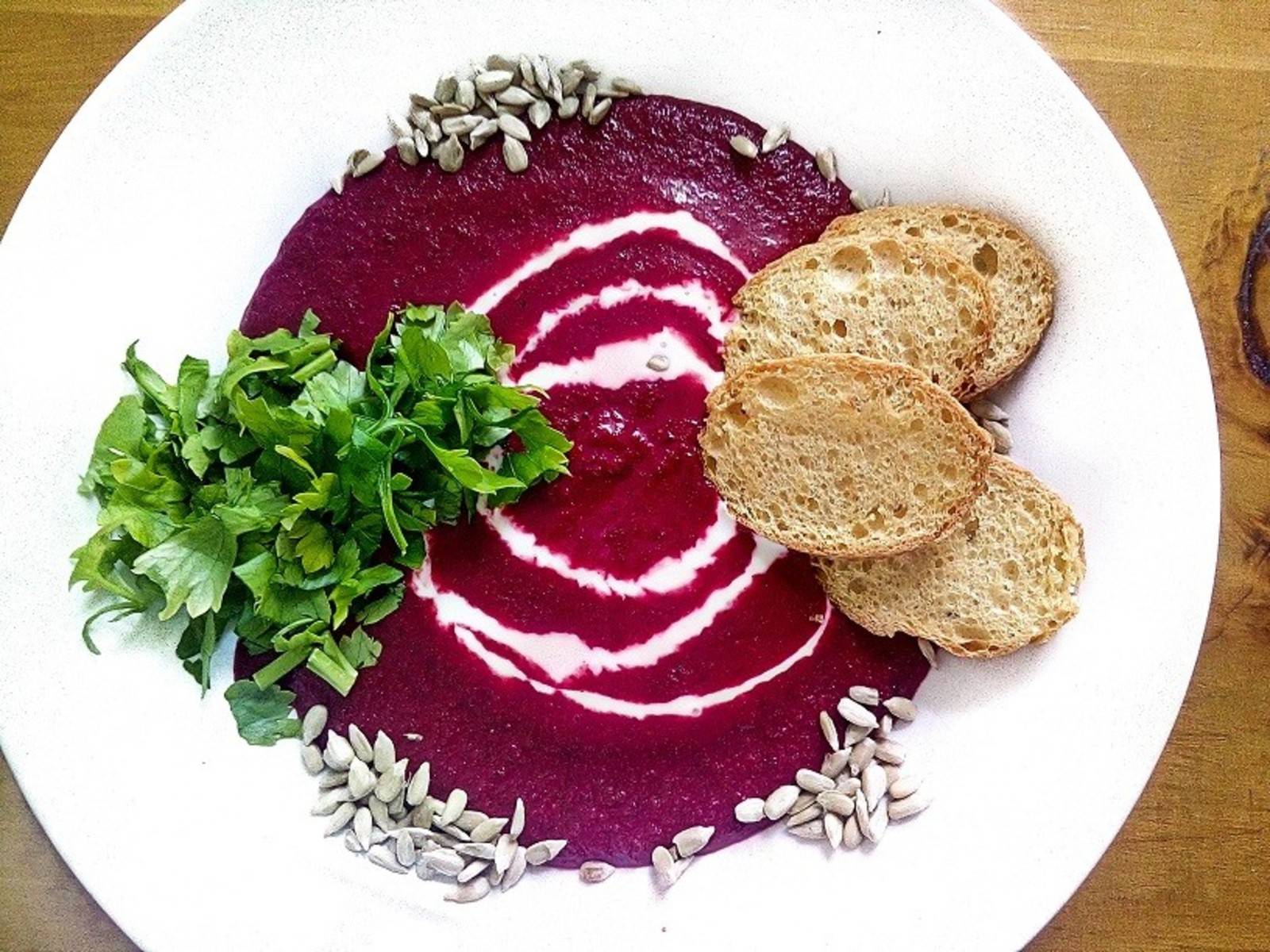 Rote Rüben Suppe Rezept - ichkoche.ch