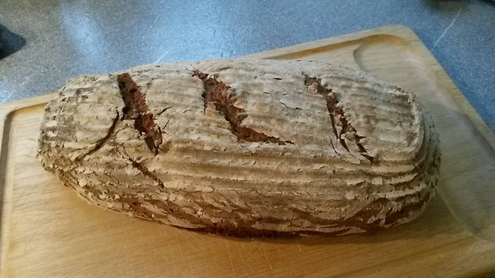 Amaranth-Dinkelbrot Rezept - ichkoche.ch