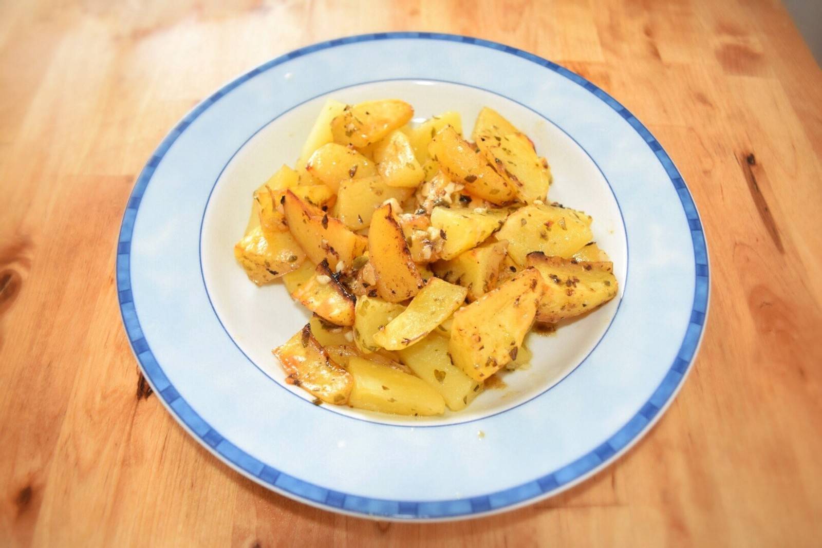 Patates me skorzo Rezept - ichkoche.de