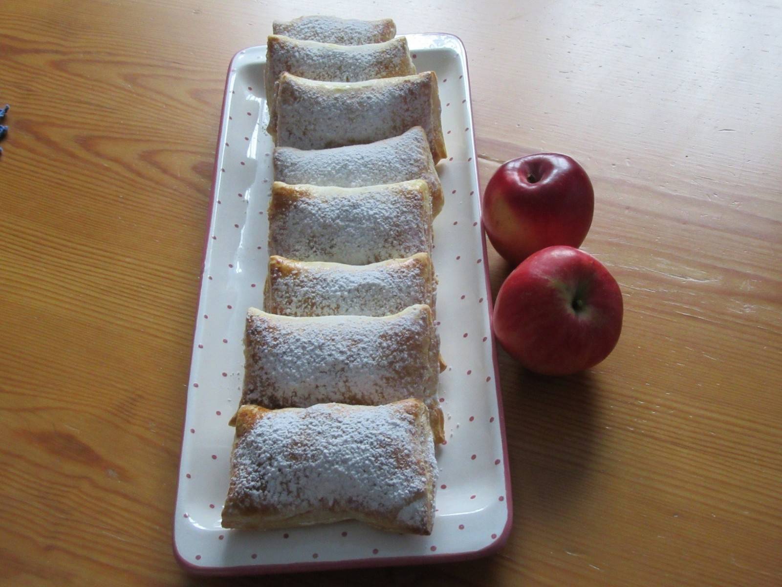 Apfeltaschen Rezept - ichkoche.at