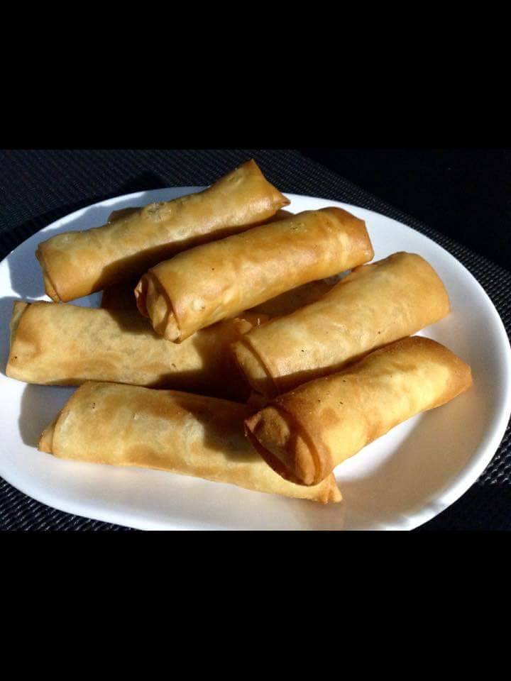 Mini-Frühlingsrollen mit Faschiertes-Füllung Rezept - ichkoche.at