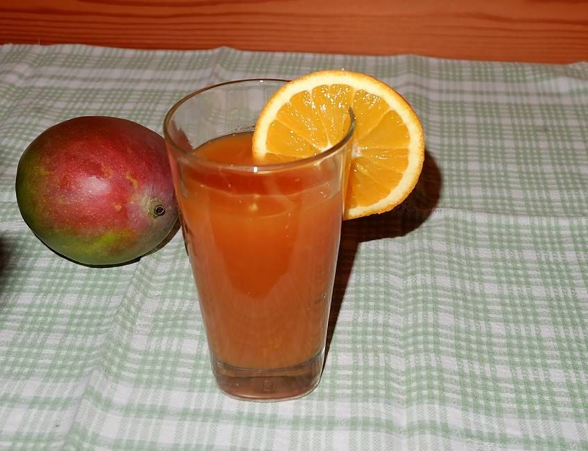 Mango-Fizz Rezept - ichkoche.de