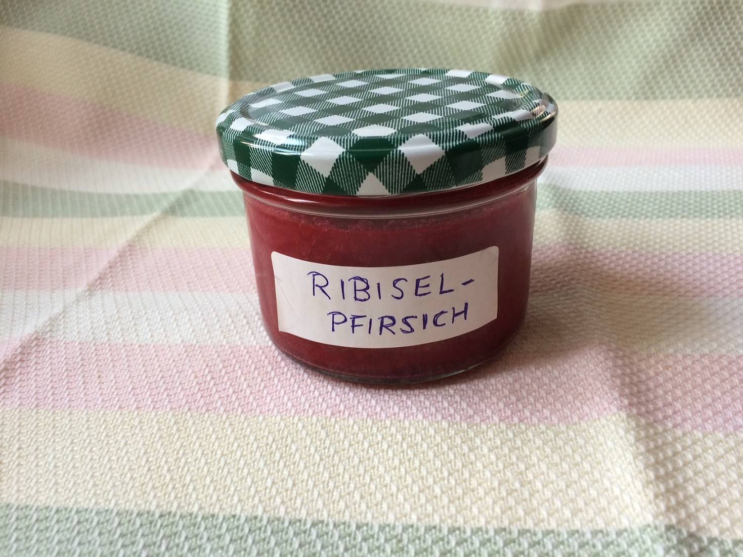 Pfirsich-Ribisel-Marmelade Rezept - ichkoche.de
