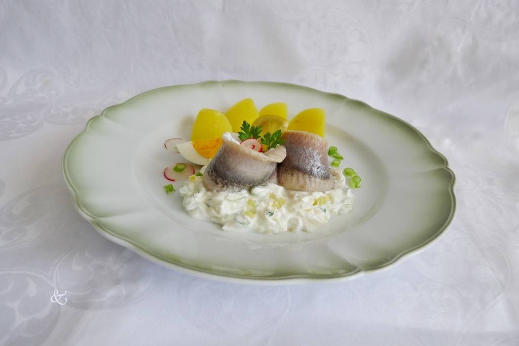 Matjesfilet nach Hausfrauenart Rezept - ichkoche.at