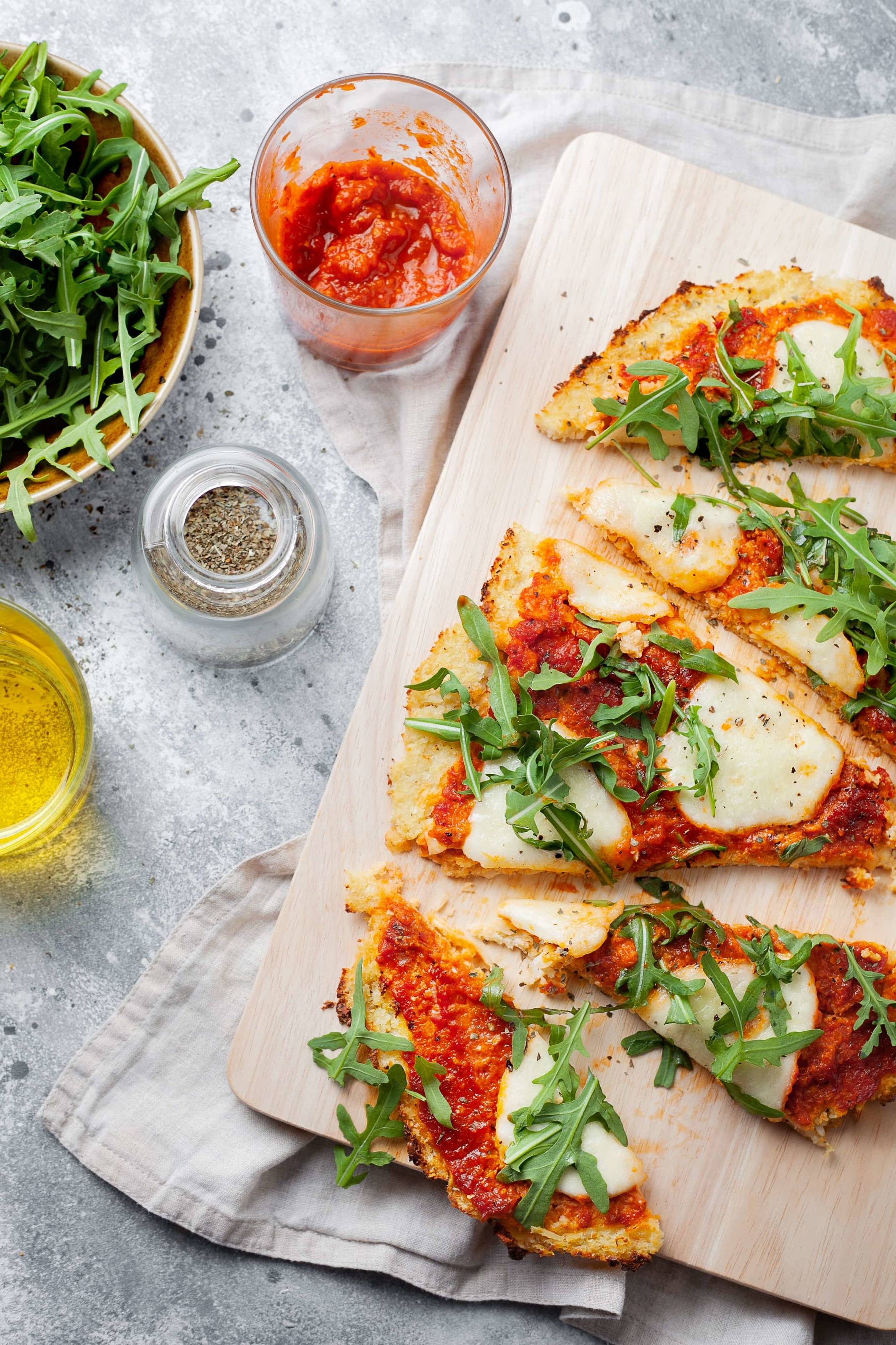 Eierpizza mit Rucola Rezept - ichkoche.ch