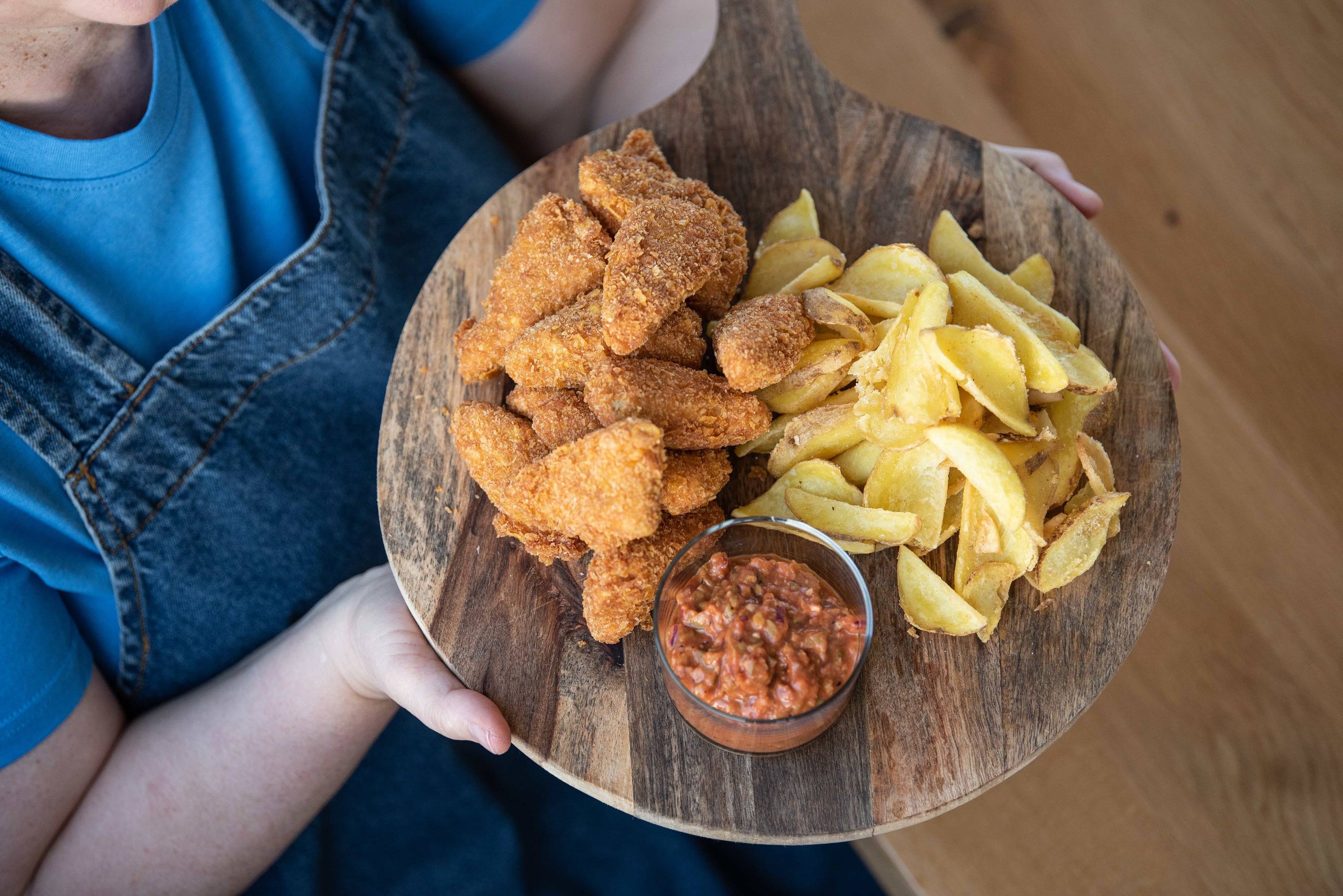 Fungi Pad Nuggets mit Kartoffelwedges Rezept - ichkoche.at