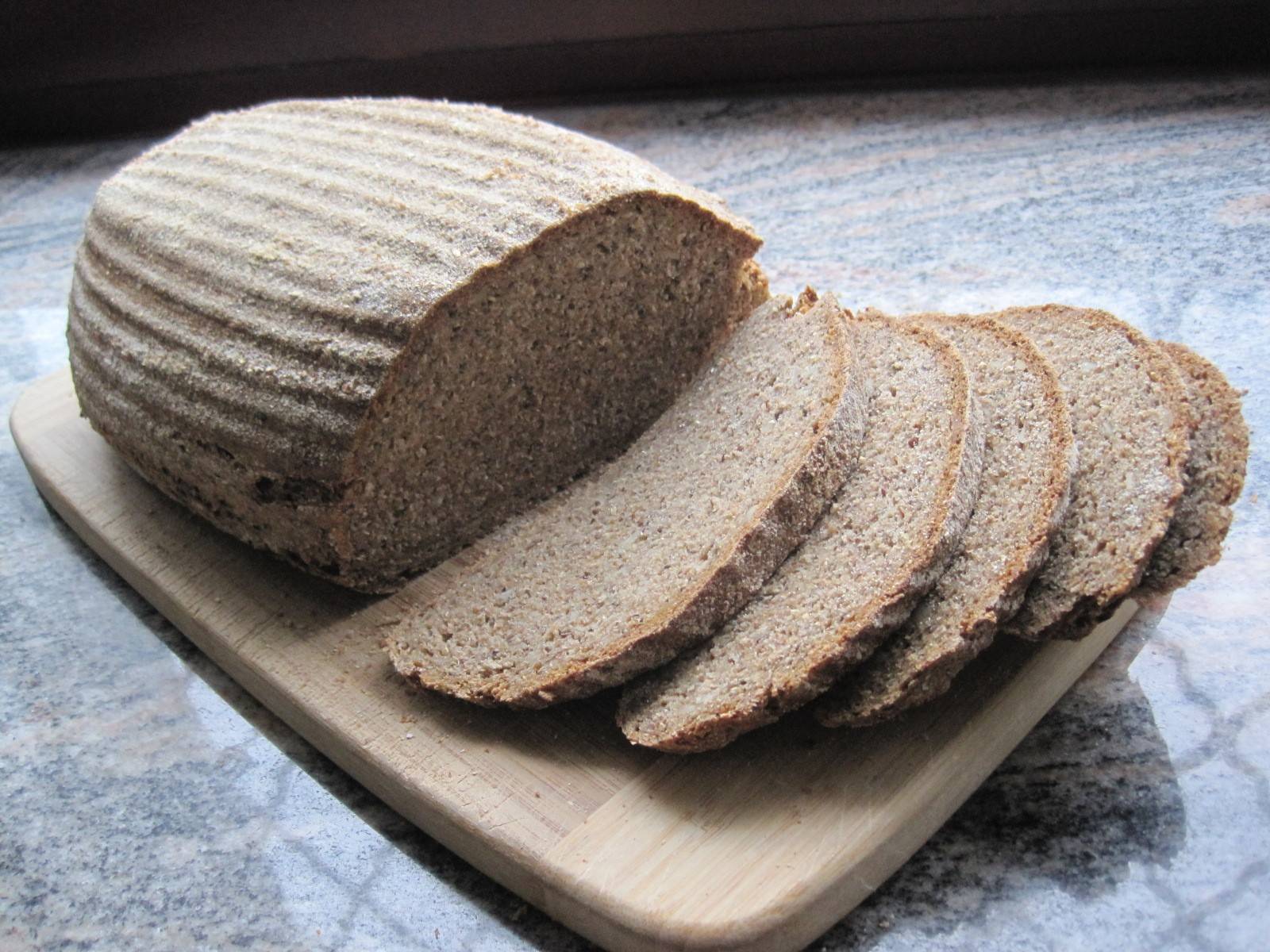 Brot mit Chia Samen Rezept - ichkoche.at