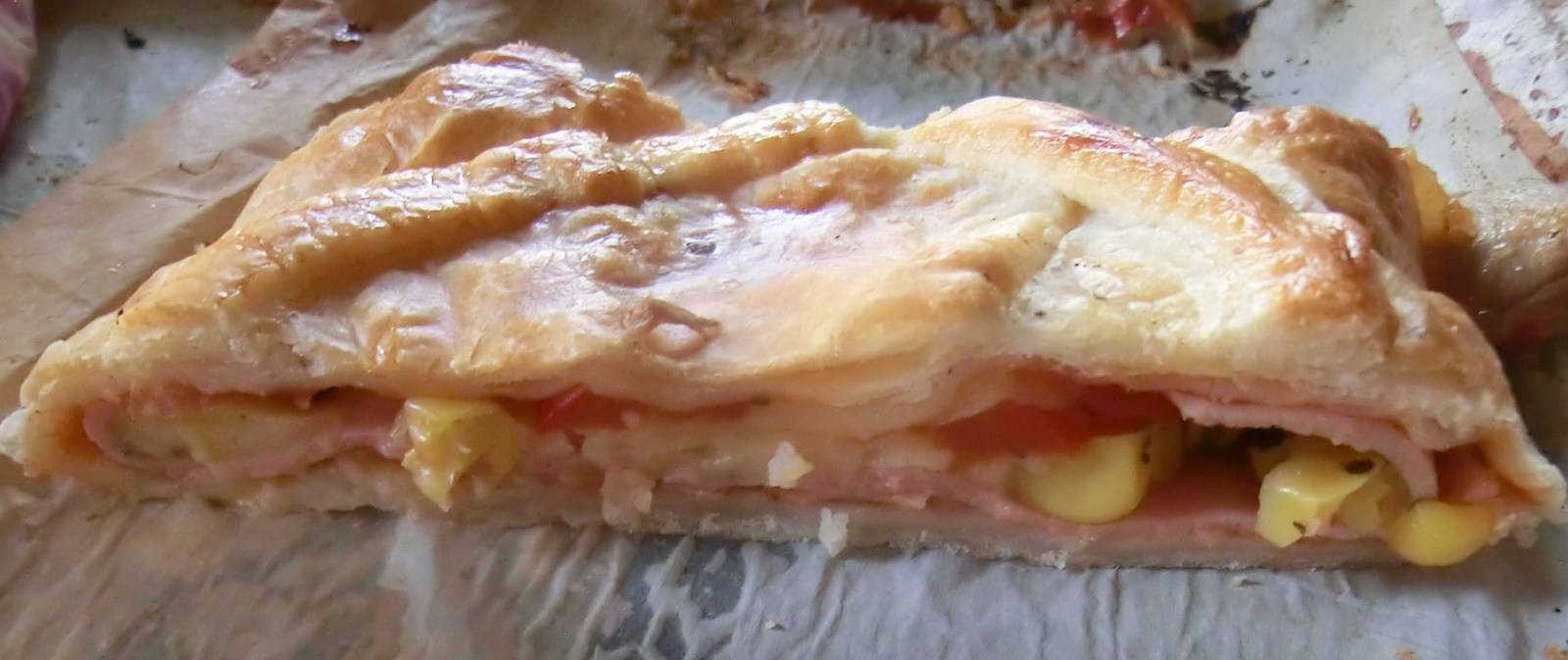 Pizza-Strudel Rezept - ichkoche.at