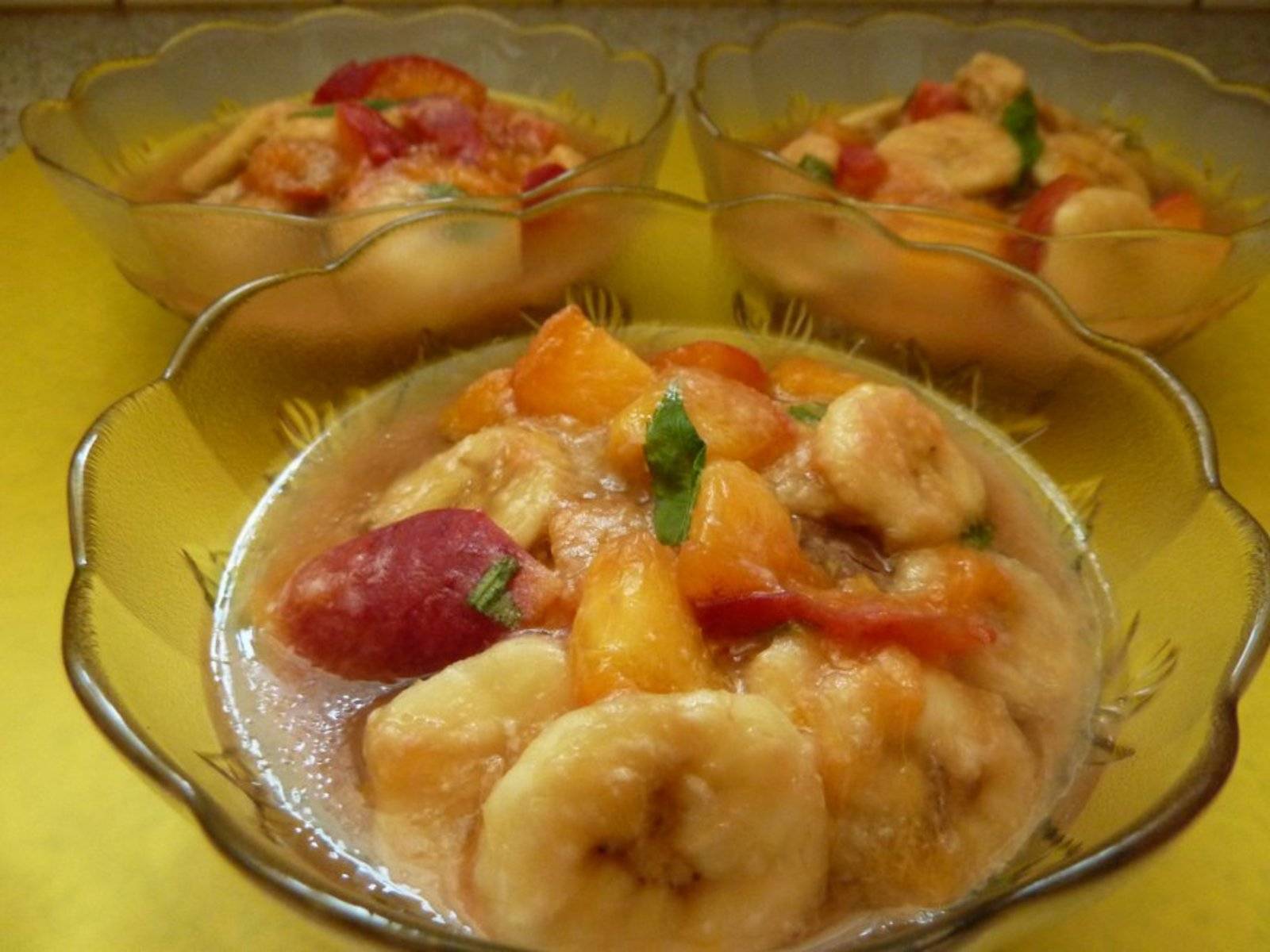 Schokolade-Ricotta-Pudding mit Fruchtspiegel Rezept - ichkoche.de