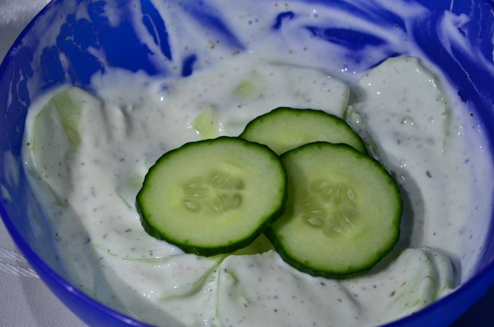 Gurkensalat mit Joghurt Rezept - ichkoche.ch