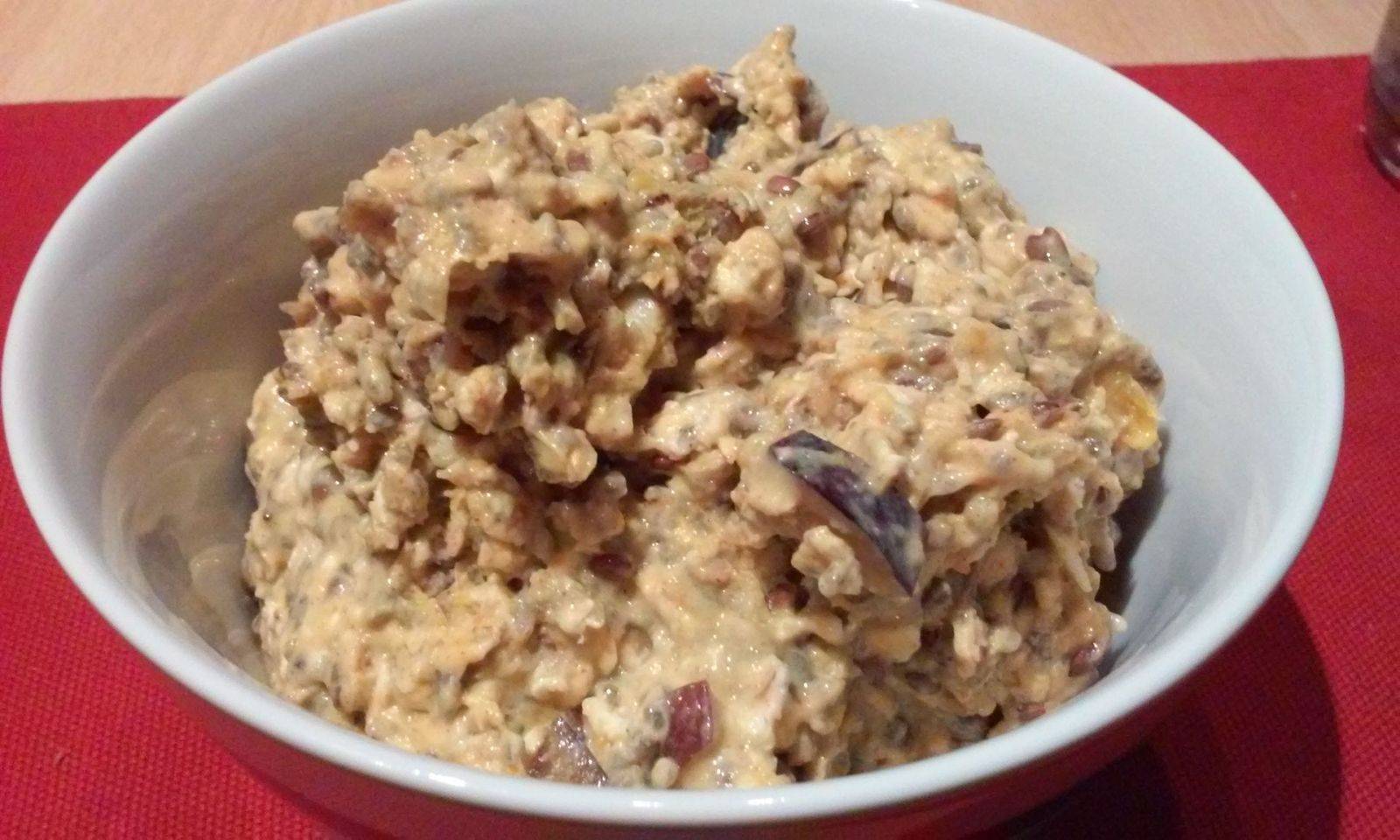 Frühstücksmüsli mit Kürbispüree und Zwetschken Rezept - ichkoche.ch