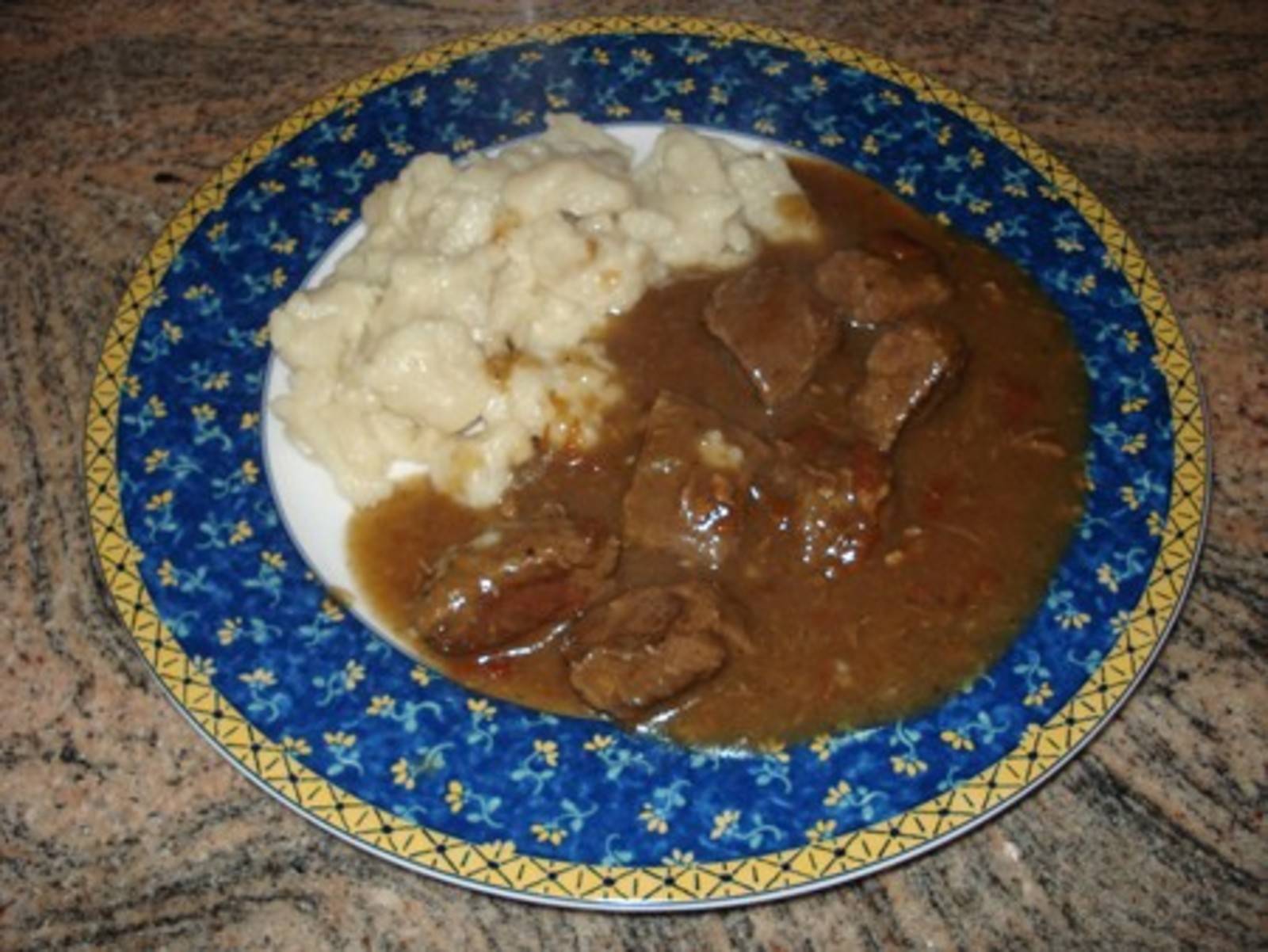 Rehgulasch klassisch Rezept - ichkoche