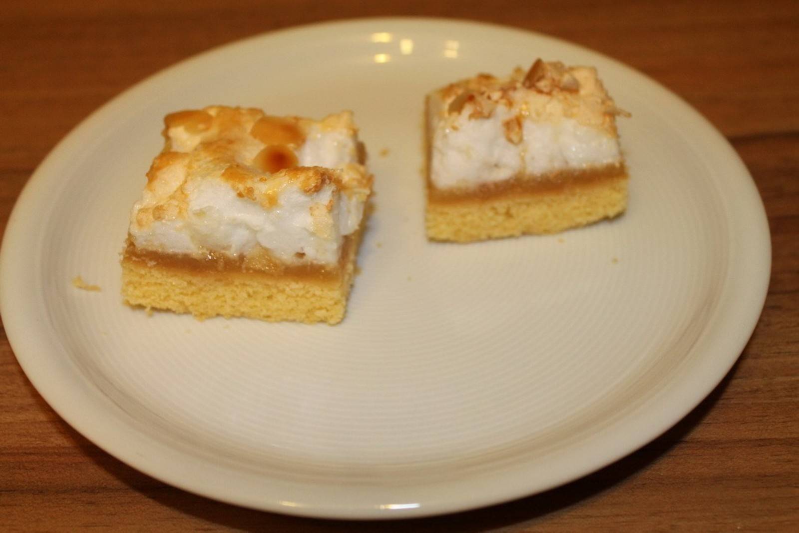 Apfel-Baiser-Schnitte Rezept - ichkoche.ch